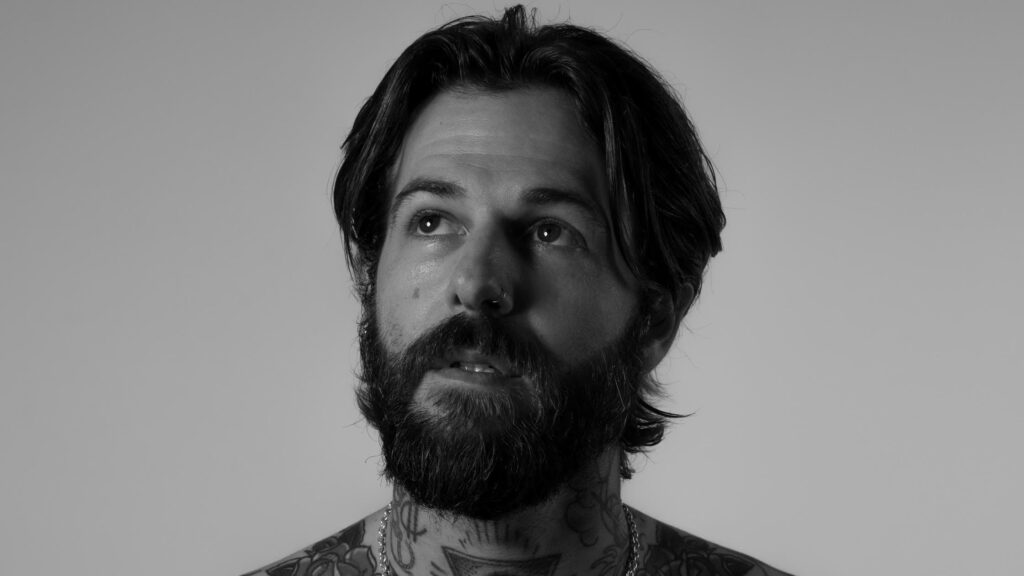 Jesse Rutherford surpreende fãs em turnê solo: Músicas inéditas e ...